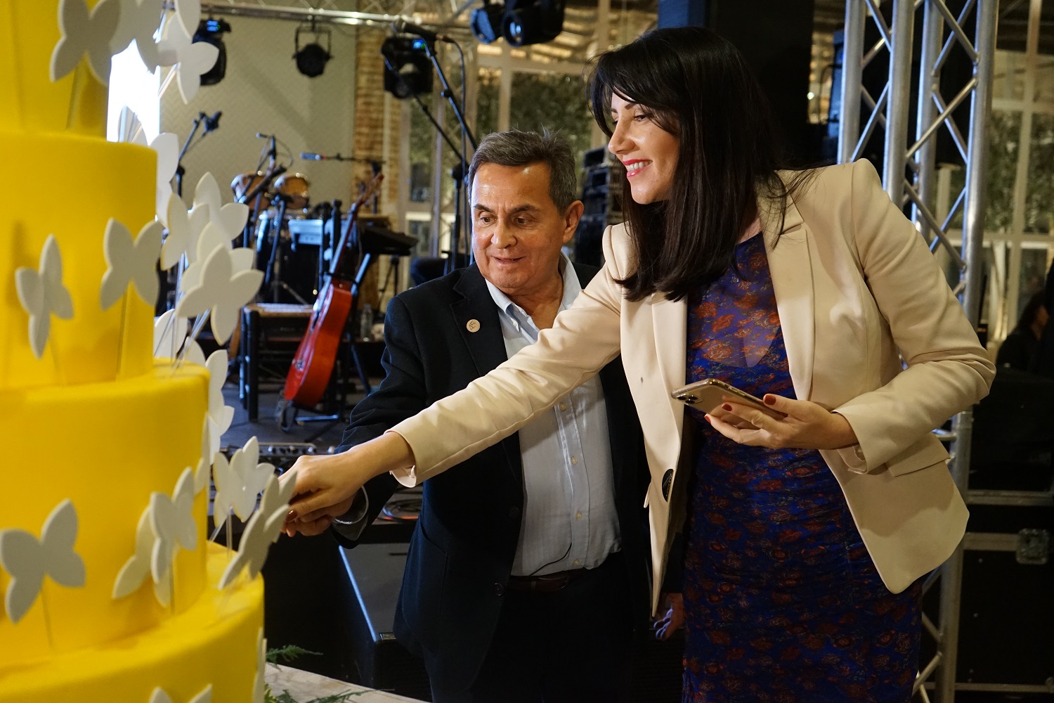 La Clínica Médica y Dermatológica Dr. Gabriel Serrano celebra su 45 ...